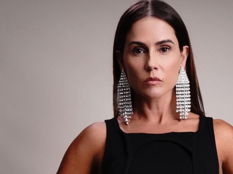 Deborah Secco se declara bissexual e revela: ‘Já namorei algumas mulheres’