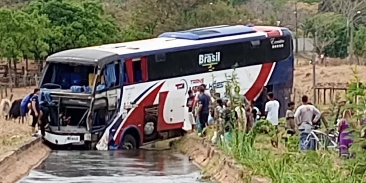 Acidente deixa um homem morto e três pessoas feridas em São Desidério