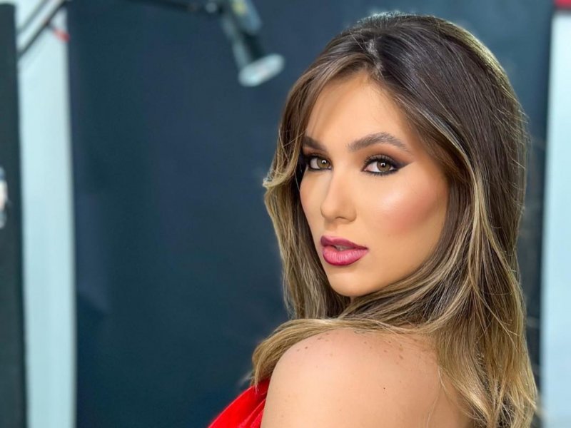 Virginia Fonseca aparece de visual novo; web reage