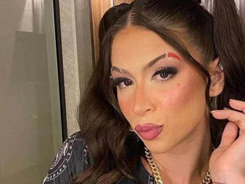 Mc Pipokinha é Acusada De Debochar De Professores E Revolta Seguidores