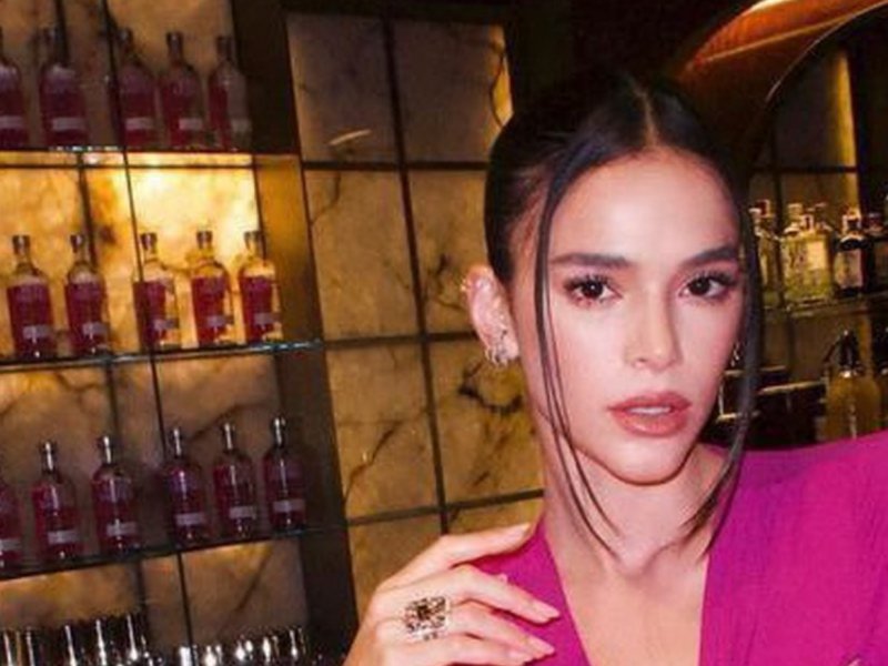 Bruna Marquezine é um dos assuntos mais comentados nas redes
