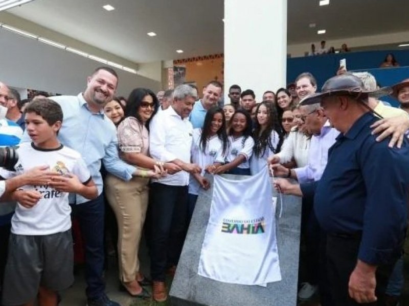 Governo do Estado inaugura escola de tempo integral e pacote de obras ...