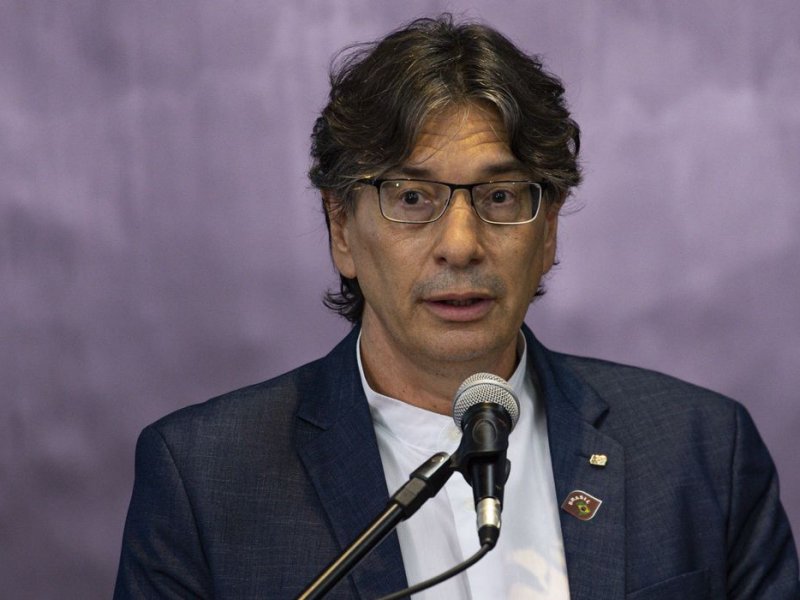 Márcio Pochmann toma posse como presidente do IBGE