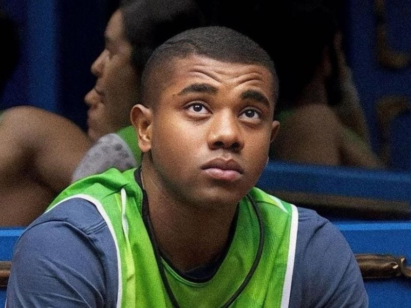Davi tem aproximadamente R$ 15 mil em dívidas