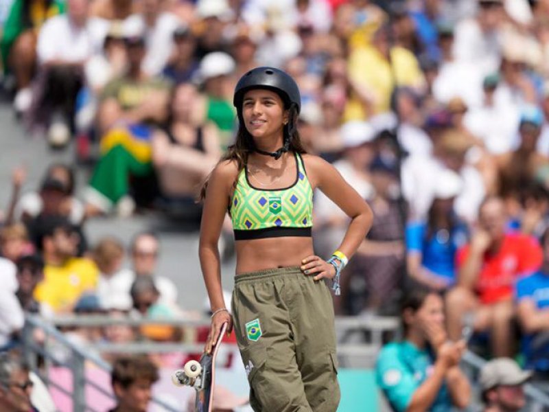 Rayssa Leal ganha medalha de bronze no Skate