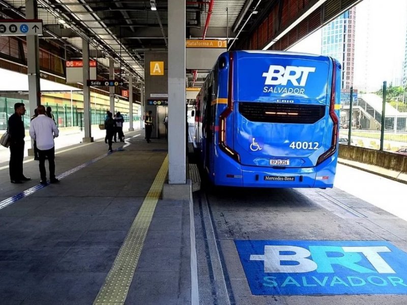 Nova linha do BRT que liga Lapa à Rodoviária inicia operação assistida ...