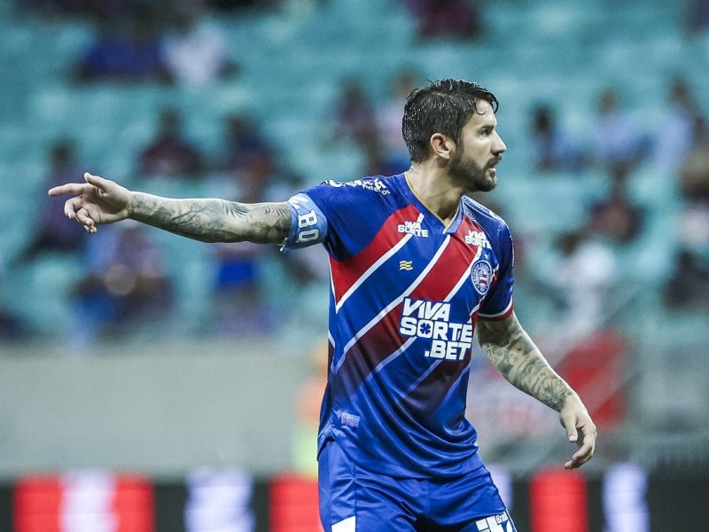 Bahia anuncia transferência de Everaldo para o Fluminense