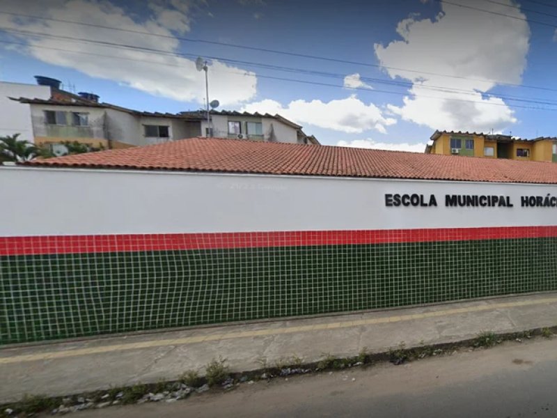 Funcionária de escola é afastada por suspeita de constranger e obrigar ...