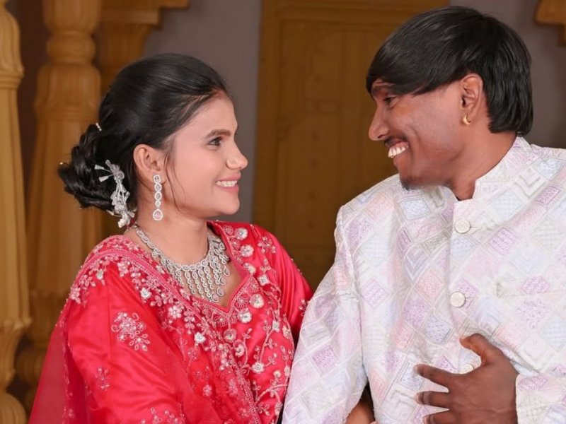 O divo tem dona: homem mais bonito da Índia se casa e web reage