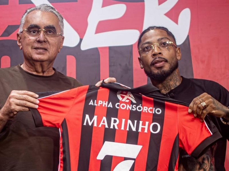 Com festa da torcida, Marinho se emociona durante apresentação no ...